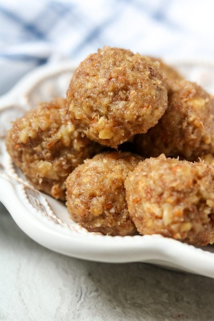 Homemade Larabars {8 Varieities} -- A Mind "Full" Mom