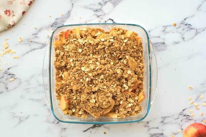 Homemade Apple Crisp with Oats