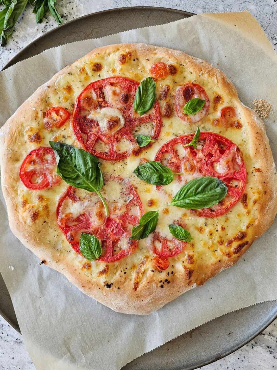 Tomato Pizza with Fresh Mozzarella