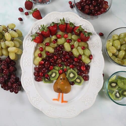 Turkey Fruit Platter (Easy and Adorable)