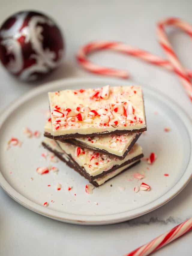 Homemade Peppermint Bark {Williams Sonoma Copycat}