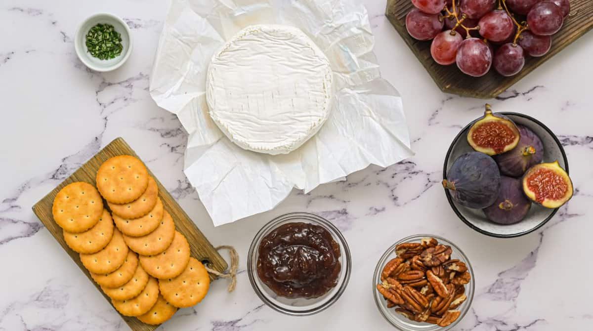 Easy Baked Brie Recipe | A Mind "Full" Mom