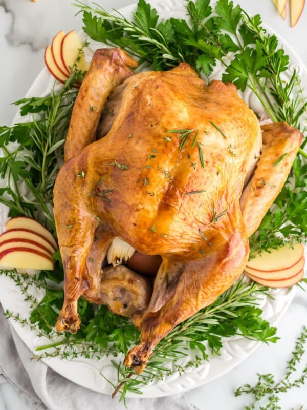 Easy Roast Turkey Recipe {No Basting Required!}