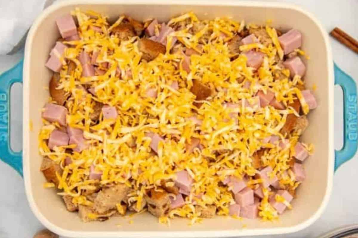 Easy Overnight Ham and Egg Breakfast Casserole