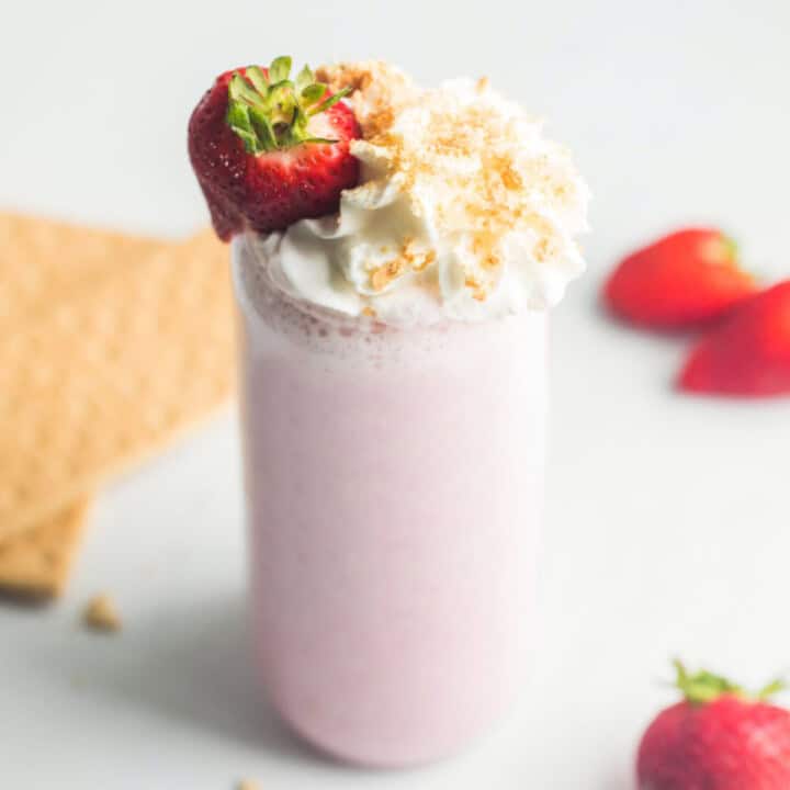 Protein-Packed Creamy Cottage Cheese Smoothie - Two Ways!