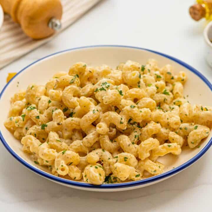 Creamy Cavatappi Pasta {Easy 20 Minute Recipe}