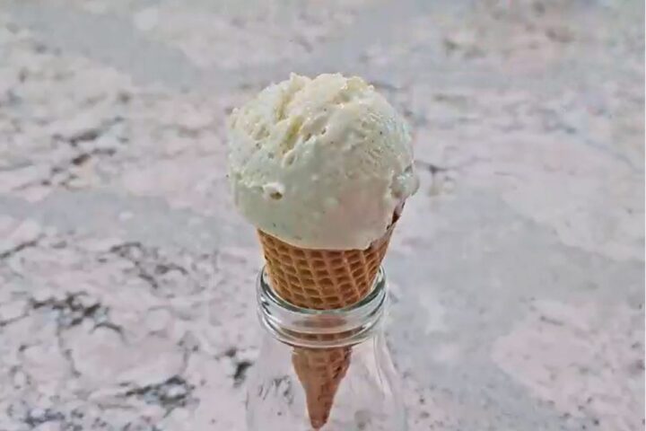 Copycat Drumsticks Ice Cream Cones {Easy + Customizable}