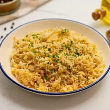 Easy Orzo Rice Pilaf Recipe {Homemade Rice-A-Roni}