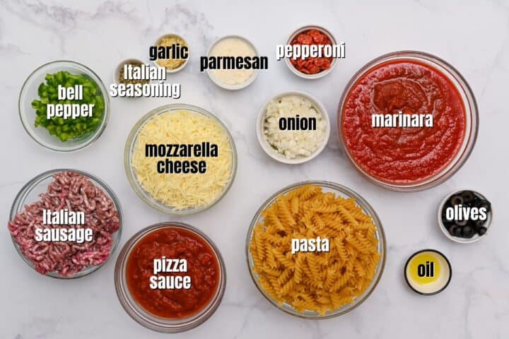 Easy Pizza Pasta Casserole {Family Favorite Recipe}