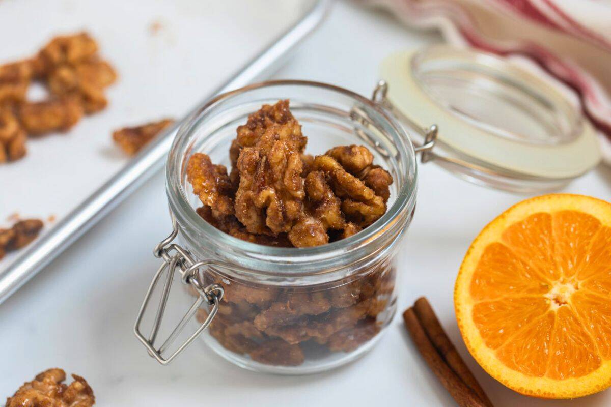 Quick and Easy Candied Walnuts Recipe {No Egg}